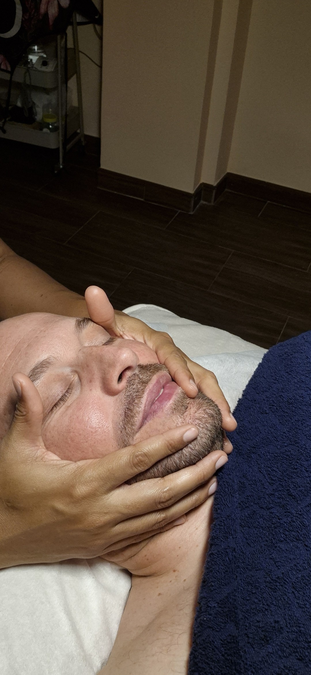 Specijalna relax masaža celog tela - 60 minuta - Bellavana studio ...