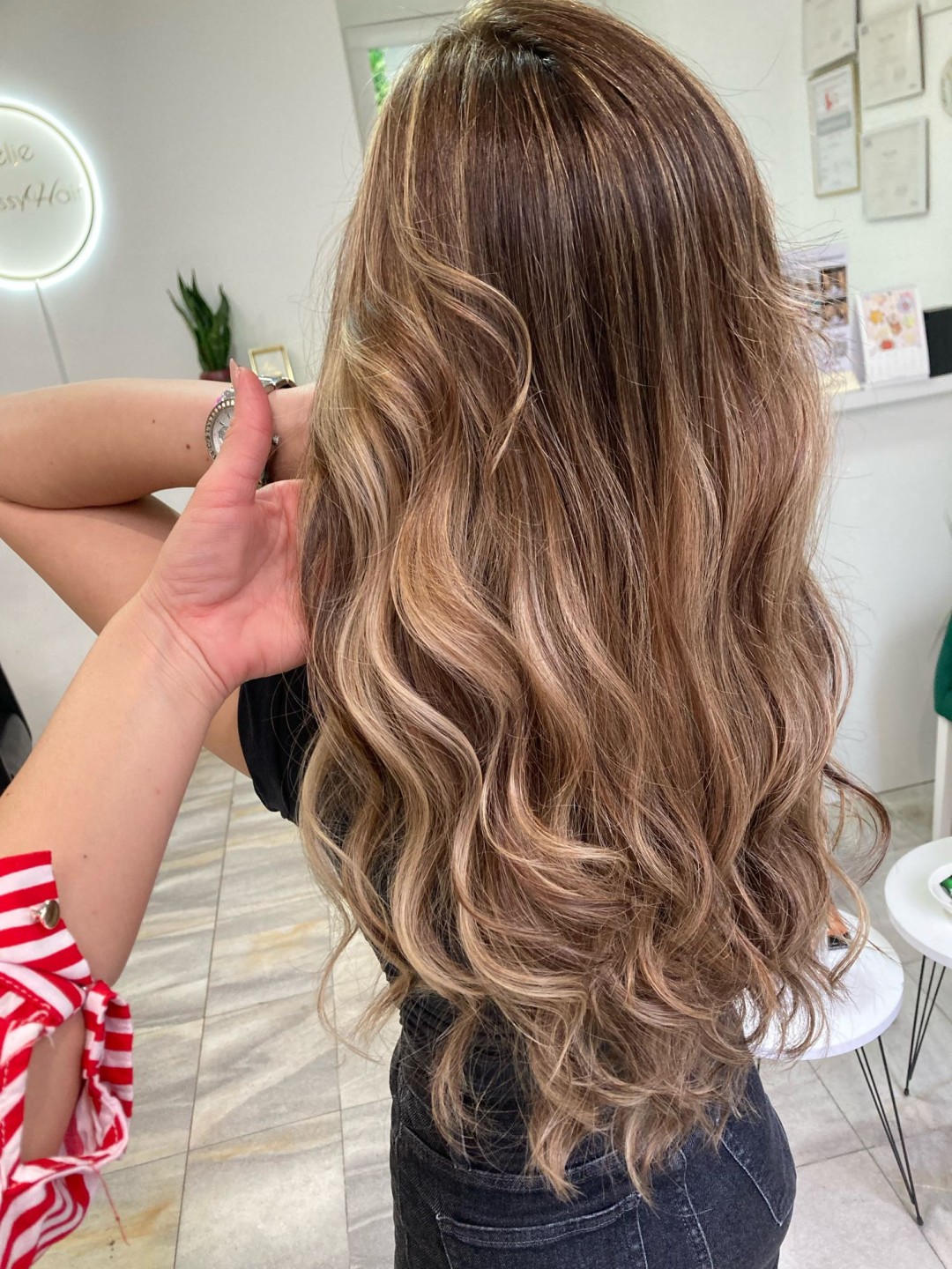 Feniranje na ravno / lokne - ekstra duga kosa - Atelje Glossy Hair ...