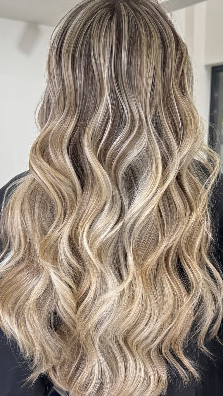 GOLDWELL Pramenovi + preliv + feniranje - duga kosa - Esthetique Privé ...