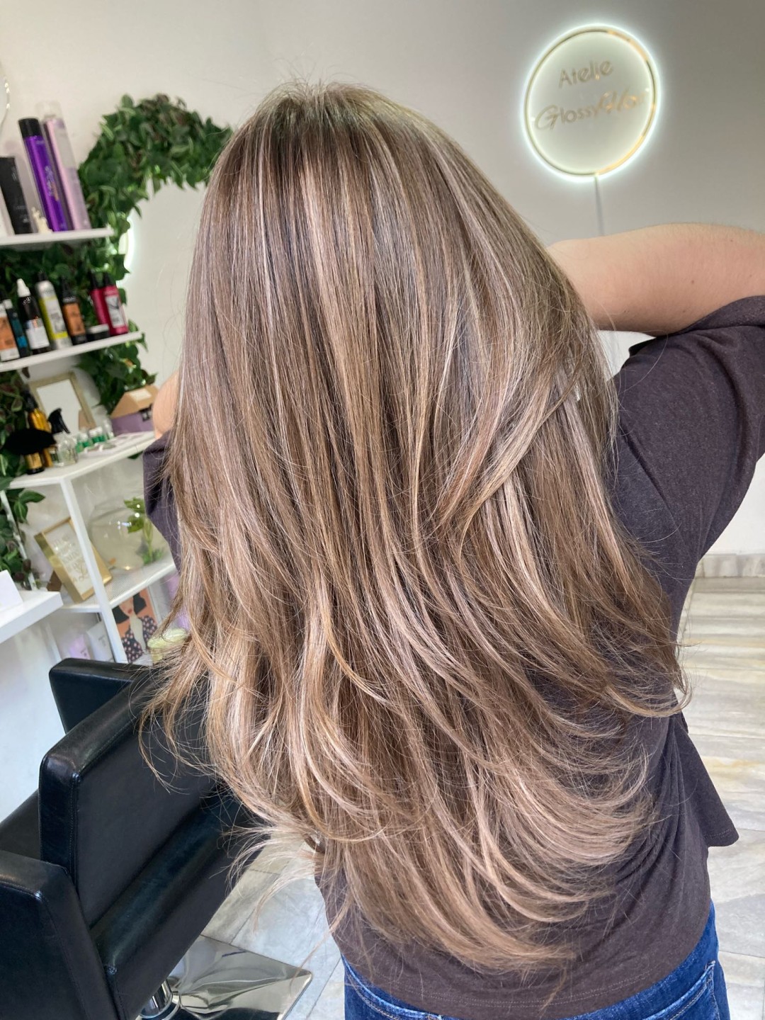 Feniranje na ravno / lokne - duga kosa - Atelje Glossy Hair, Beograd ...